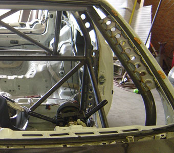 Rollcage gusset on A and B pillar | DSMtuners
